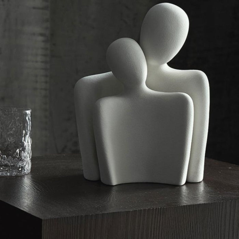 Silent Embrace™ – Sculpture Moderne Exprimant Connexion et Tendresse ...